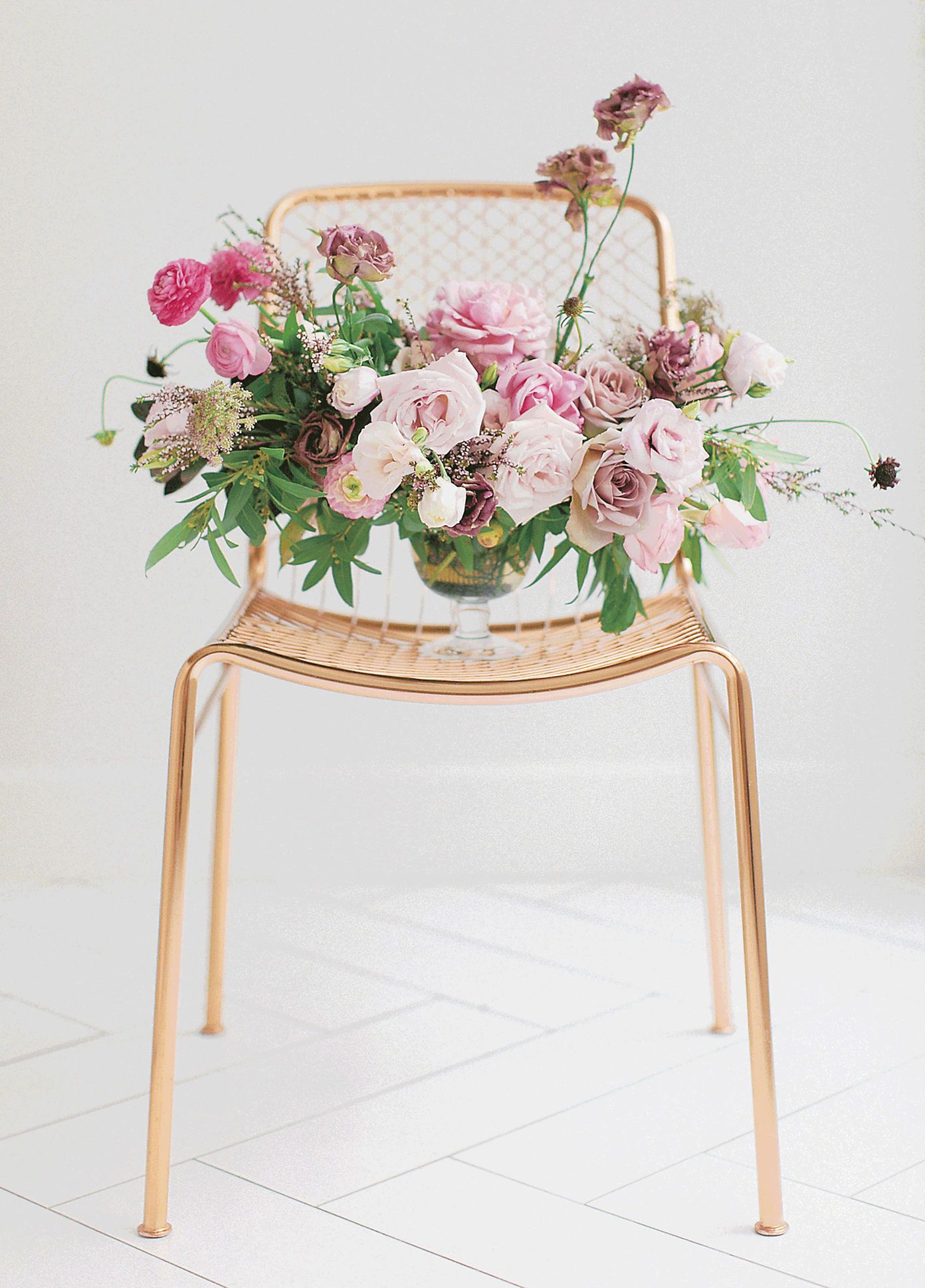 EMID DESIGN GROUP Beta Rose Chair